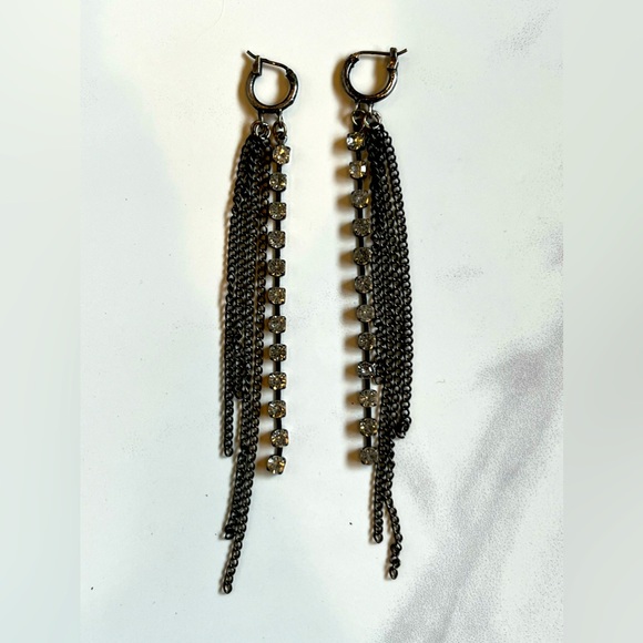 Jewelry | Vintage Metal Chain Dangling Earrings With String Of Faux ...